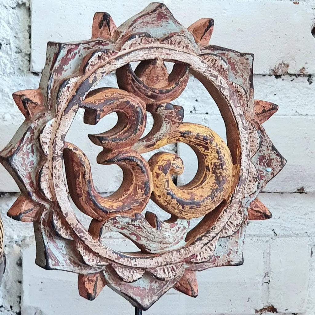 Balinese Om Padma Wood Carving – Canggu & Co