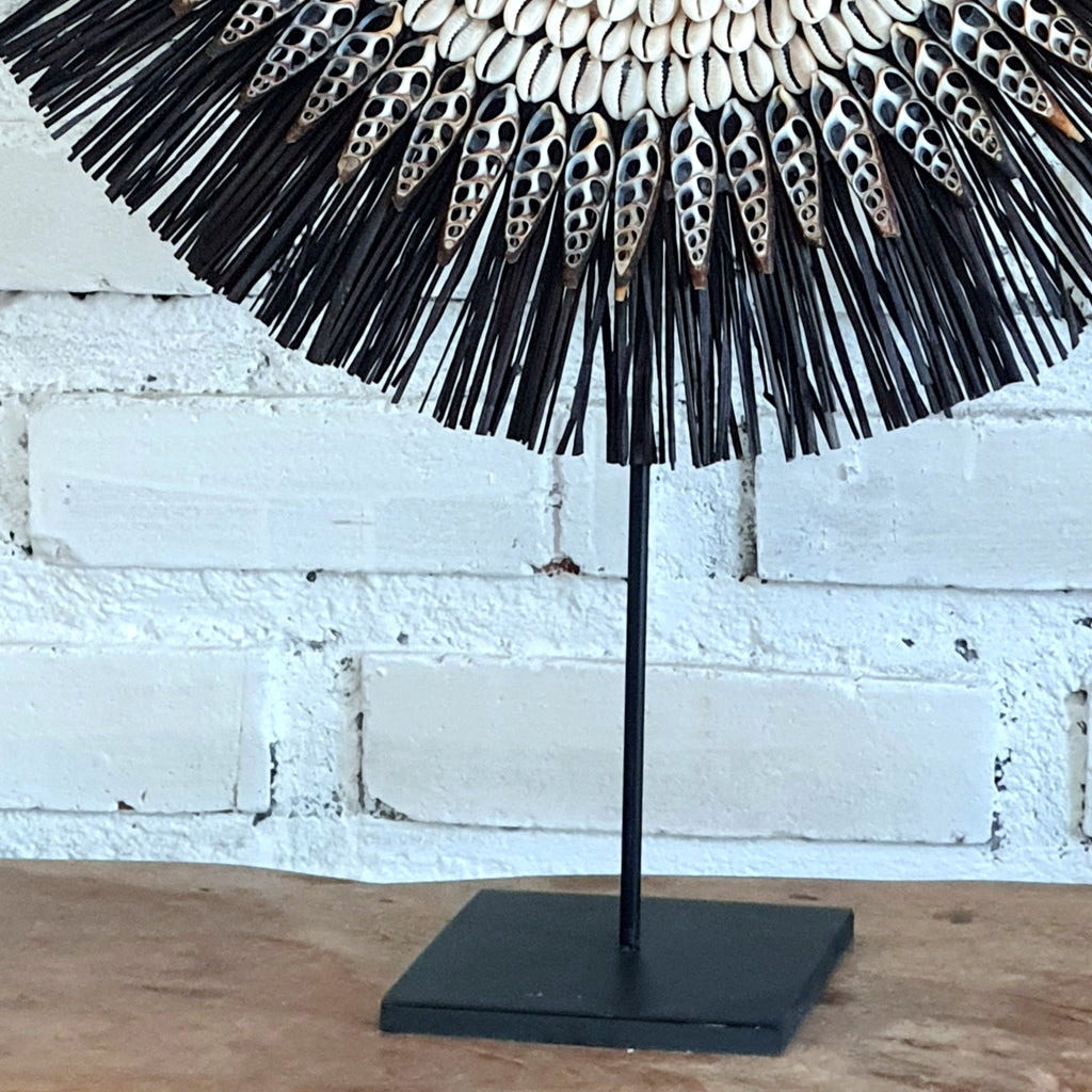 Round Beautiful Grass With Shell – Canggu & Co