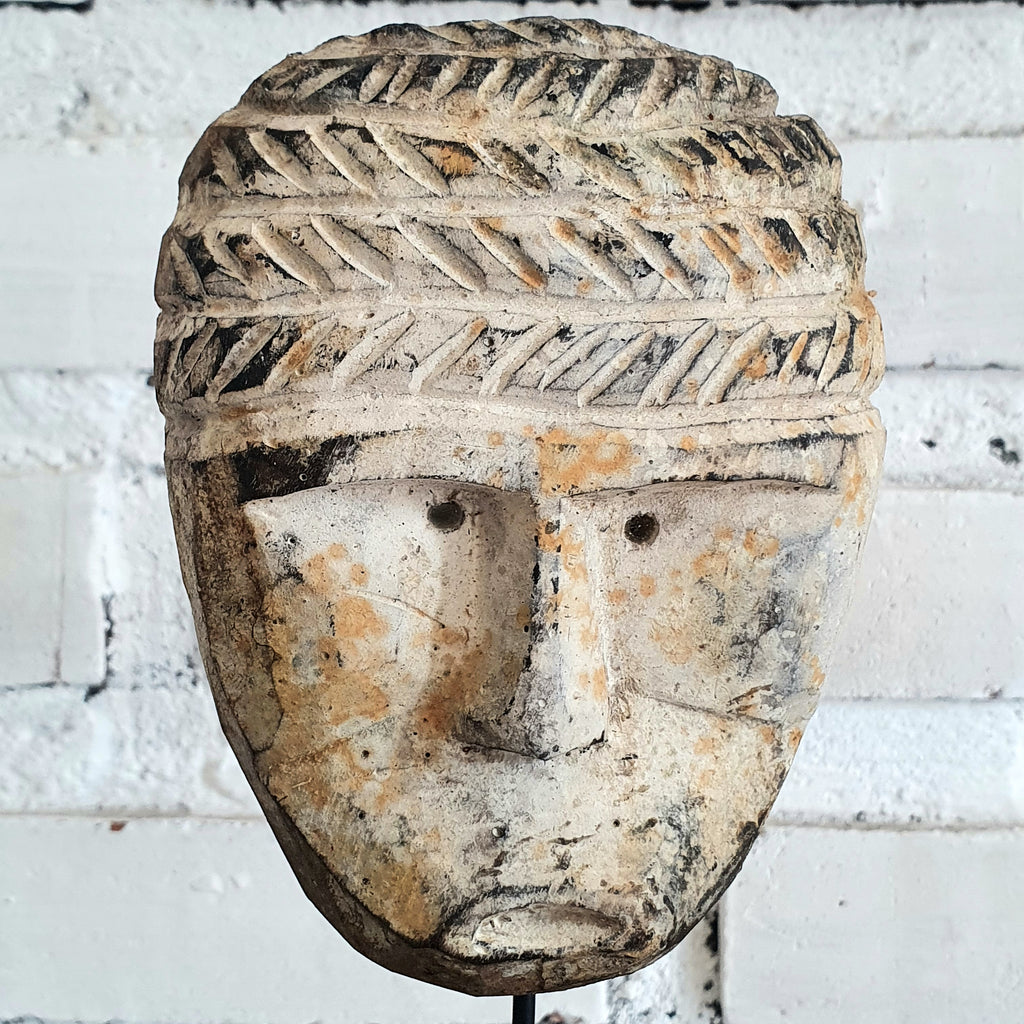 Wooden Tribal Stand New – Canggu & Co