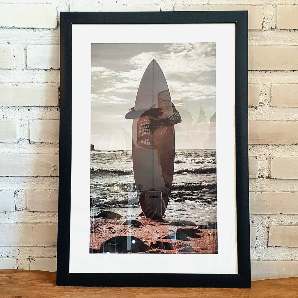 Surfing In The Sea Photo Frame (Black Small) – Canggu & Co