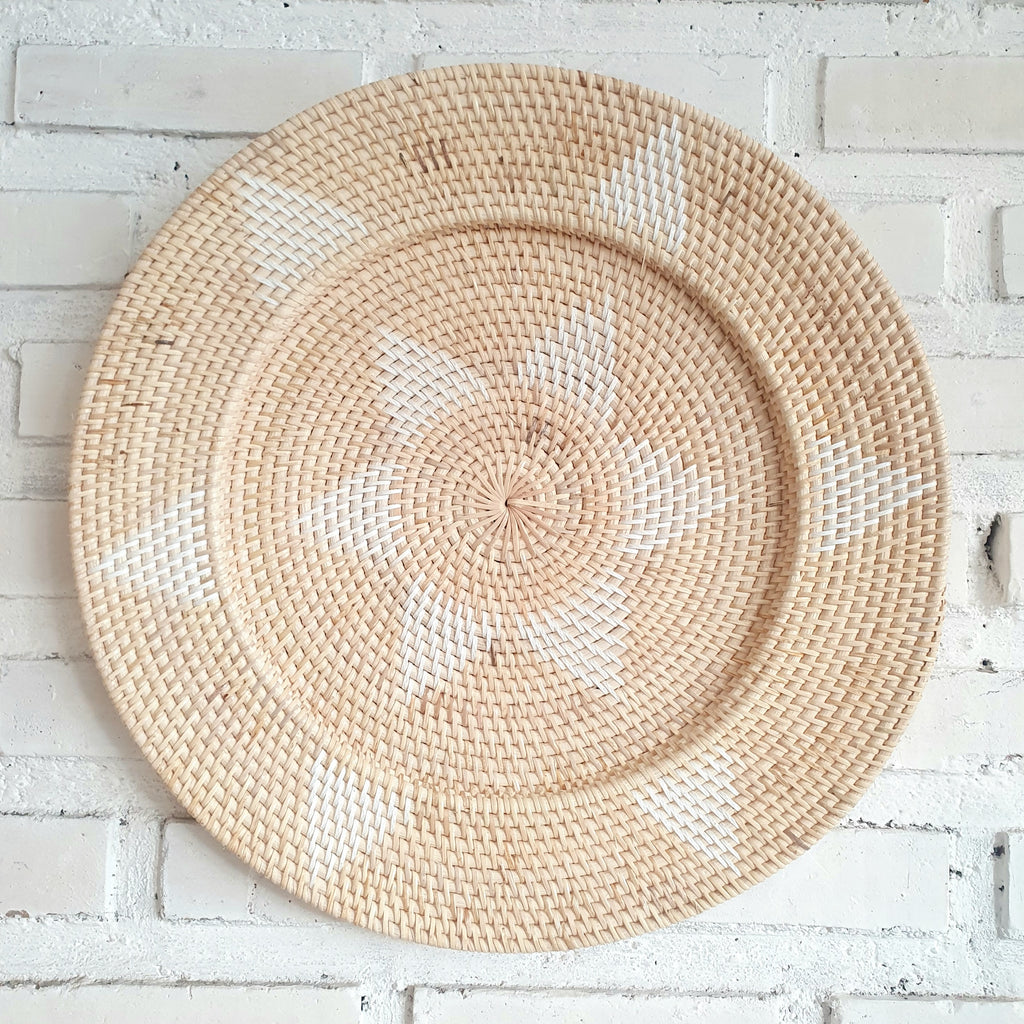New Flowers Natural Woven Rattan Plates Set of 3 – Canggu & Co