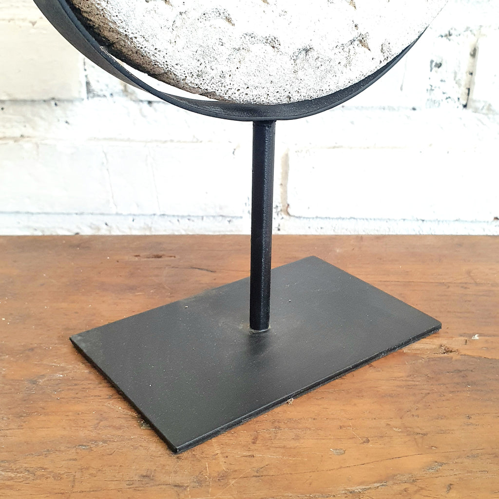 Round Stone with Stand – Canggu & Co