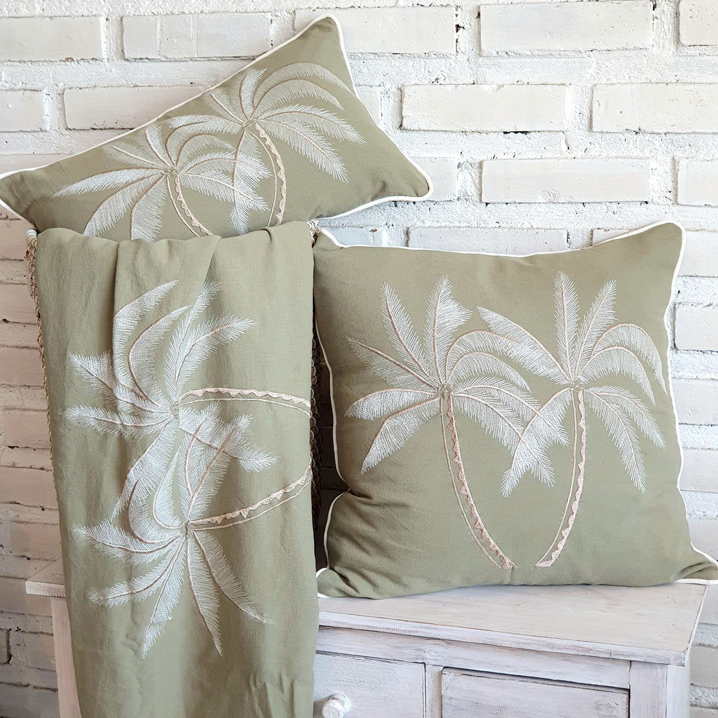 Green Palm Cotton Throw with Tassels – Canggu & Co