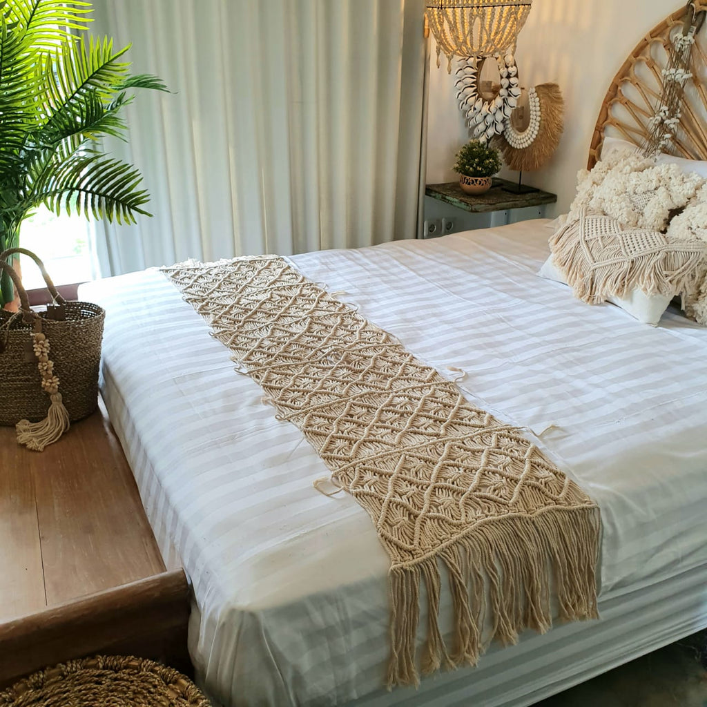 Natural Macrame Bed Runner – Canggu & Co