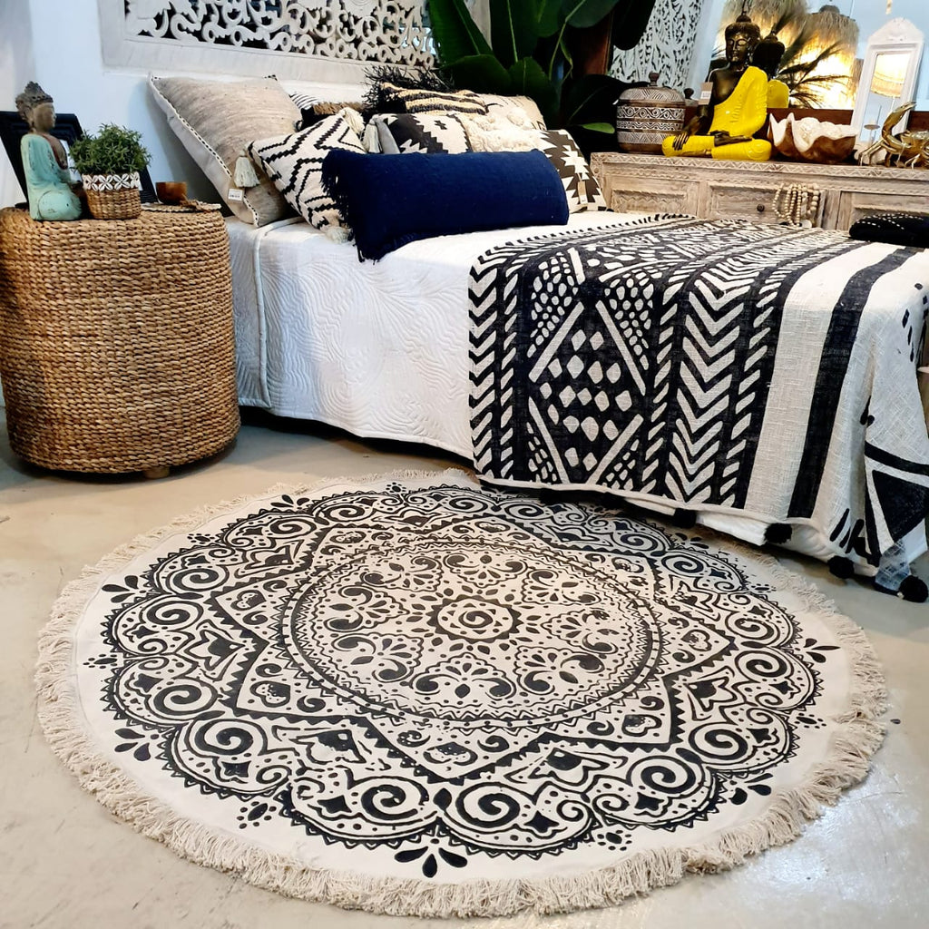 Round Soft Cotton Black Mandala Motif Rug – Canggu & Co