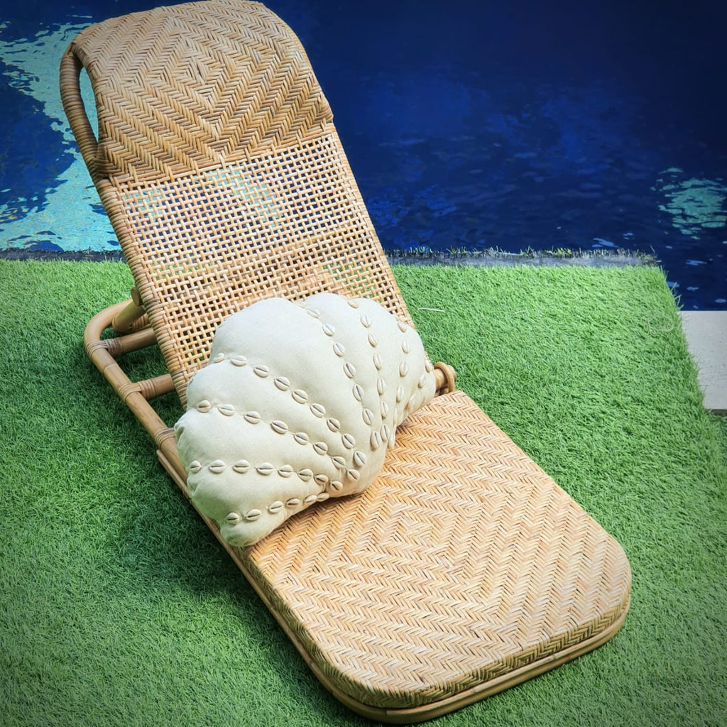 Natural Brown Rattan Folding Beach And Pool Chair – Canggu & Co