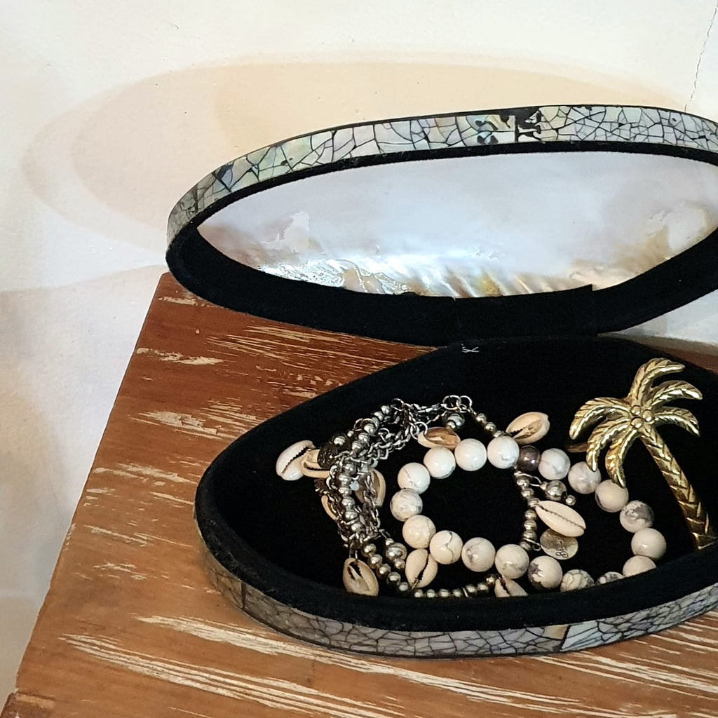Shell Jewelry Box With Lining – Canggu & Co