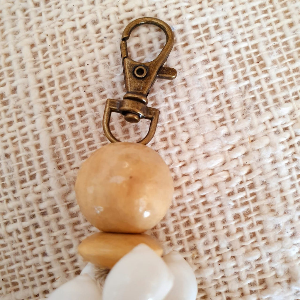 White Moon Shell Key Chains With Tassels – Canggu & Co